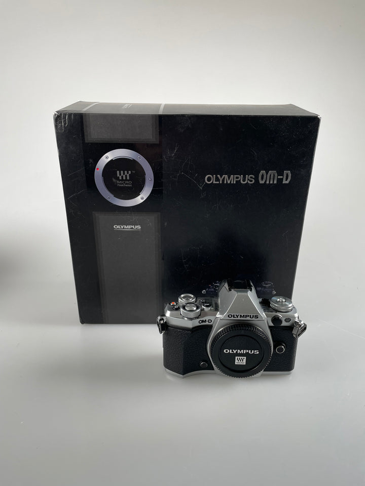 Cardinal Camera Used